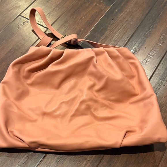 Universal Thread | Bags | Universal Thread Soft Tan Shoulder Bag | Poshmark